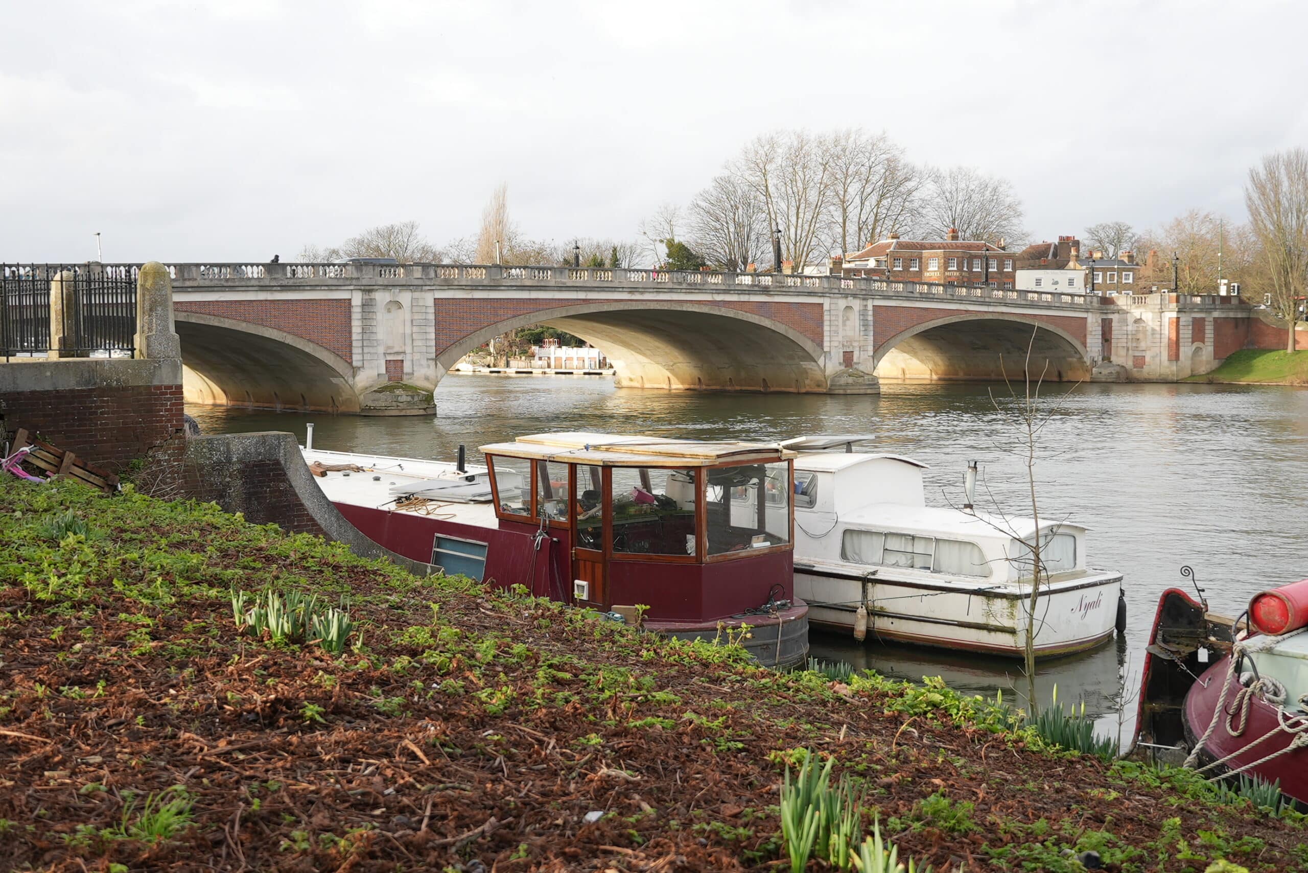 Hampton Estate Agents - Seymours